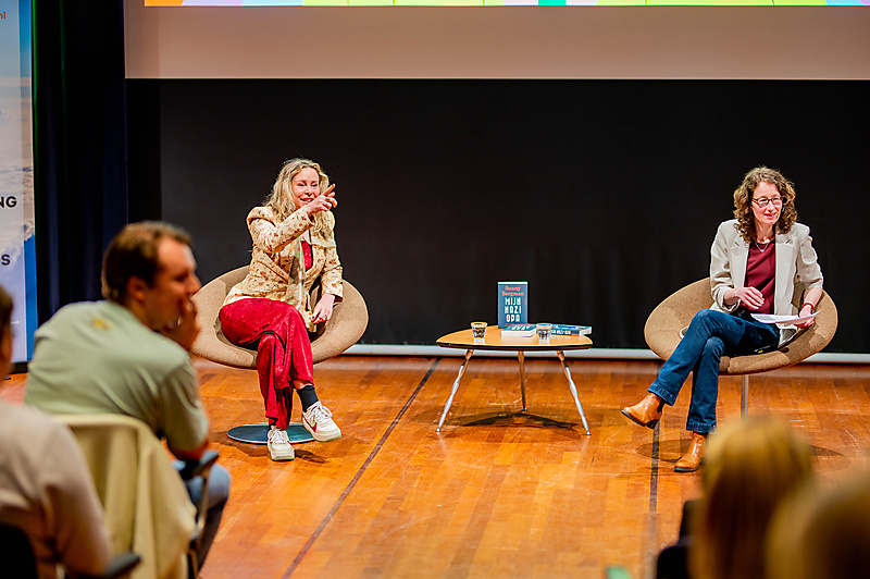 Photo impression : Explore your biases with Sunny Bergman, Studium Generale